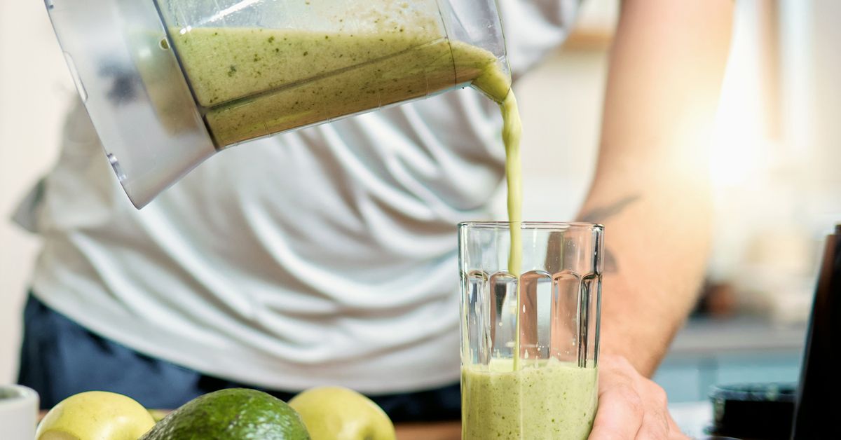 That 'healthy' smoothie you love could be causing weight gain - here's ...