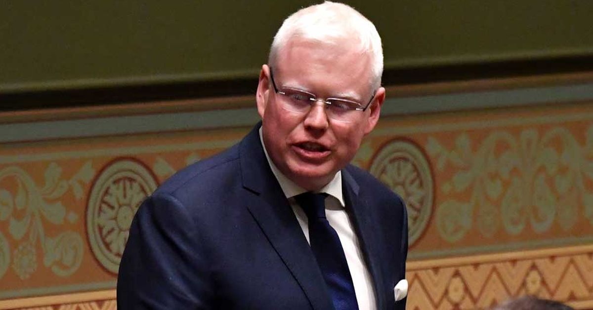 Gareth Ward: Kiama MP's lawyer argues convictions aren't enough to ...