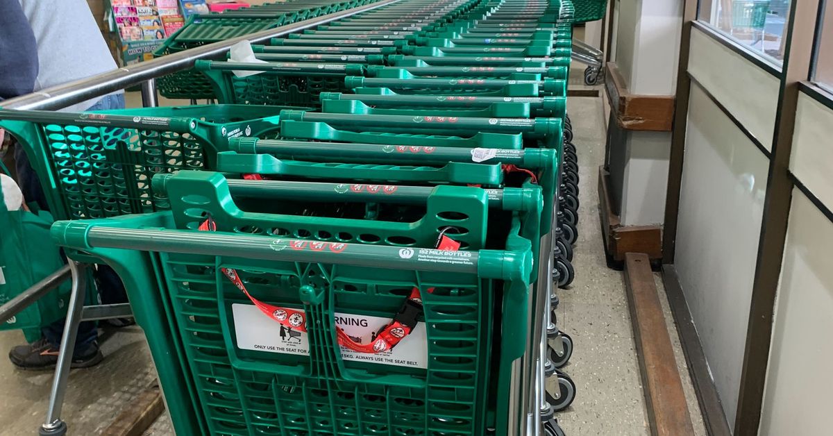 Woolworths shopping trolleys change design with new recycled green look ...