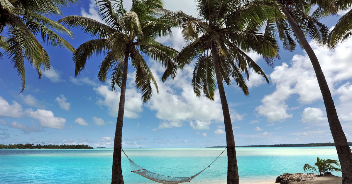 Clever ways to experience the Cook Islands on a budget - 9Travel