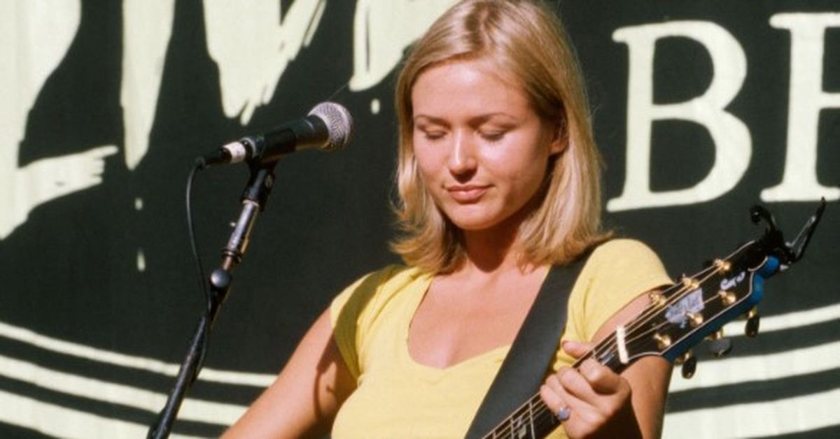 Jewel's career and rise to fame, explained: How singer Jewel overcame ...