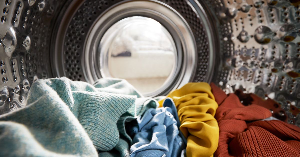 Cleaning tips: The $3 item 'dry cleaners use by the dozen' could save ...