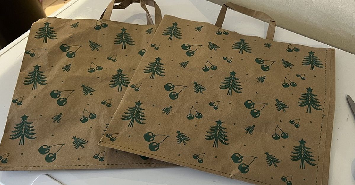 Genius Christmas wrapping hack hidden in Coles and Woolworths' 25-cent ...