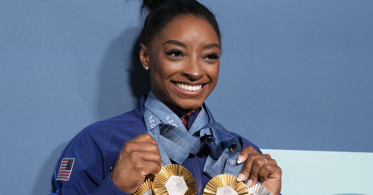 Simone Biles plastic surgery: Olympic gymnast confirms her three ...