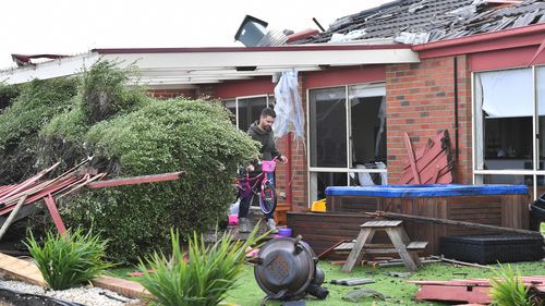 Weather news: South Australia, Victoria lashed by wild weather as cold ...