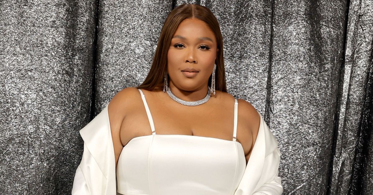 Lizzo shocks fans by announcing she "quits" in latest Instagram post ...