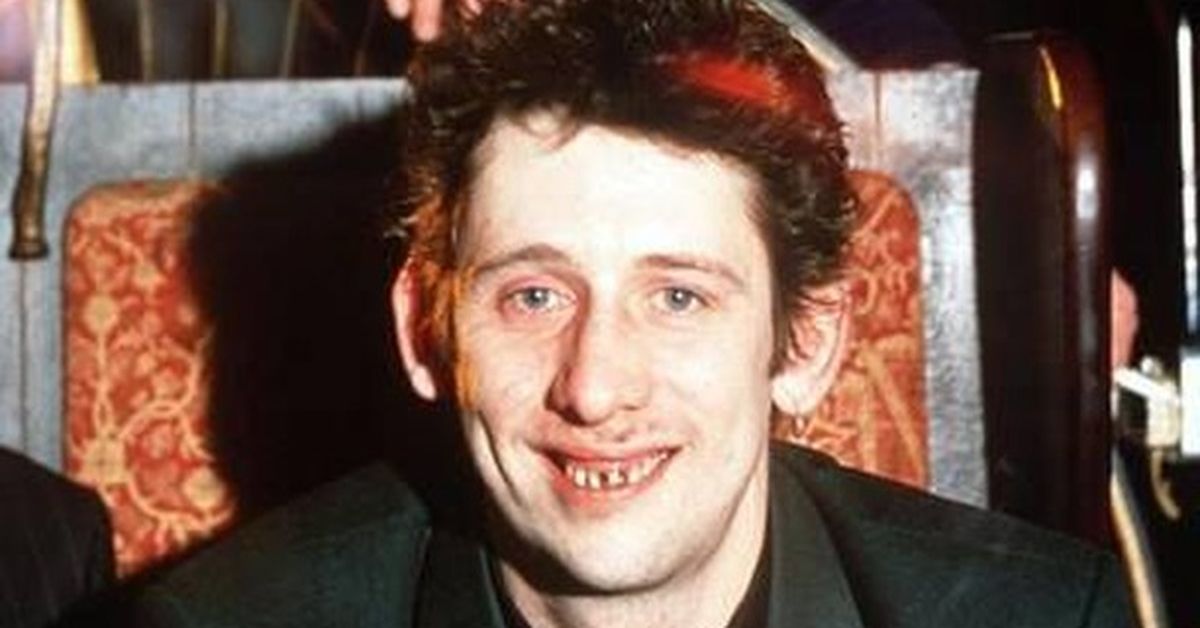 The Pogues singer Shane MacGowan rushed to hospital for infection, wife ...