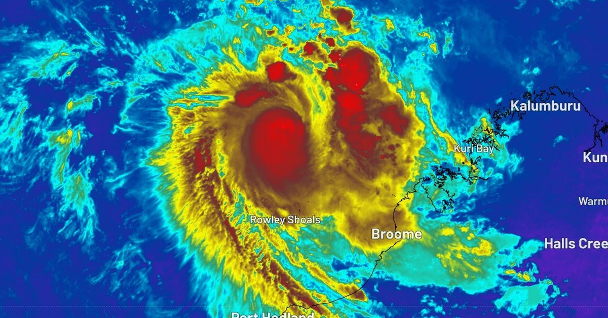 Cyclone Errol: Errol crosses the Kimberley coast as tropical low
