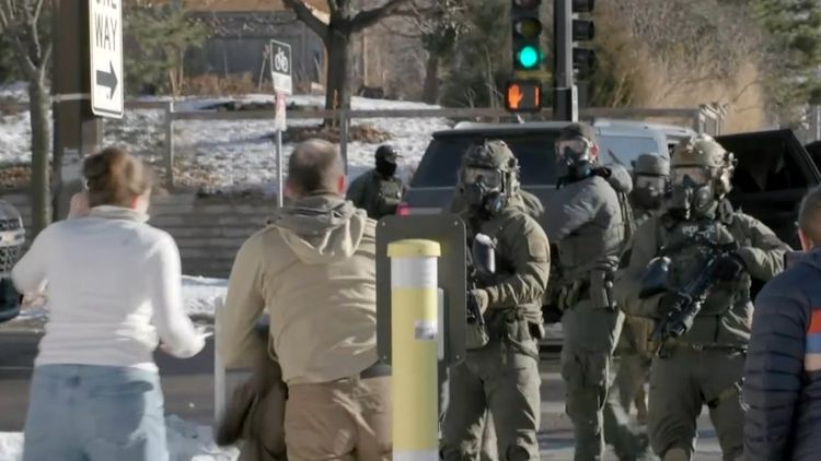 Alex Pretti shooting: Minneapolis nurse, 37, seen clashing with federal ...