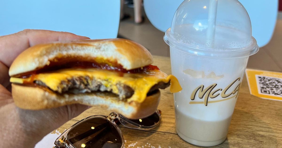 McDonald's free burger: How to score a free cheeseburger from McDonalds ...