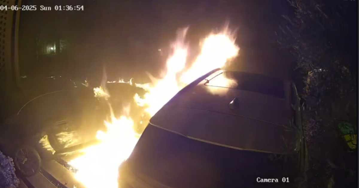 Police believe double arson attack in Melbourne may be linked to ...
