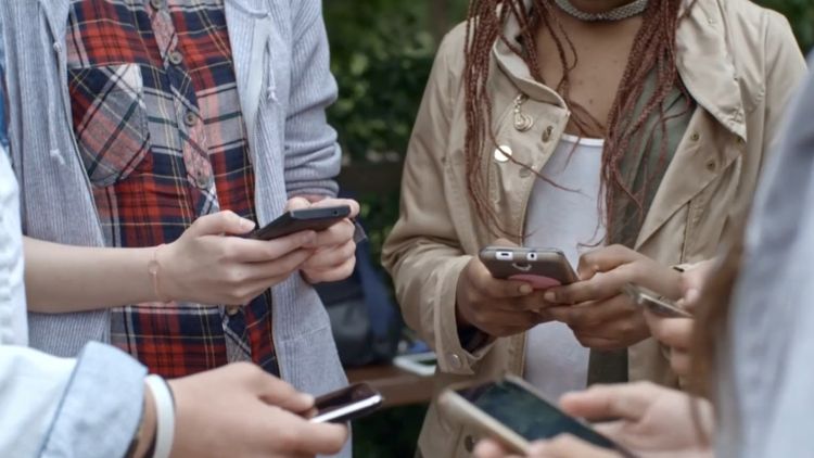 Social media ban Australia: Are video games impacted? | Is Roblox ...