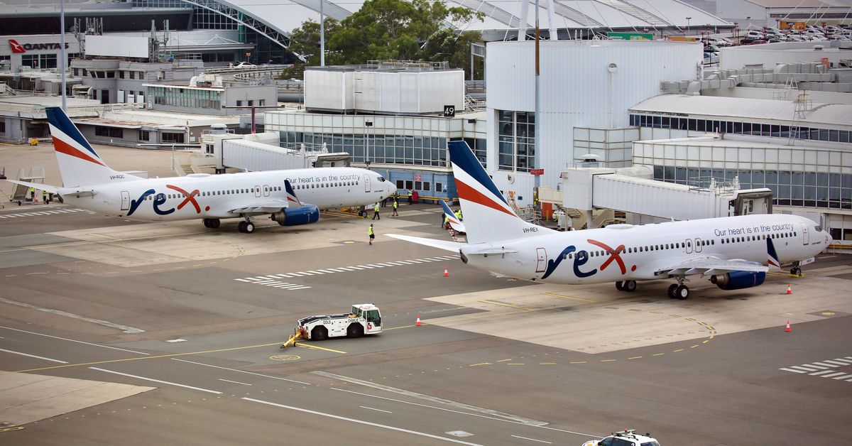 Rex airlines: Regional Express Holdings enters voluntary administration