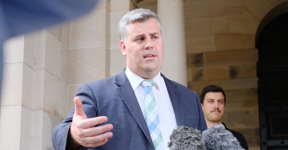 Queensland Police Minister Mark Ryan apologises after addresses of ...