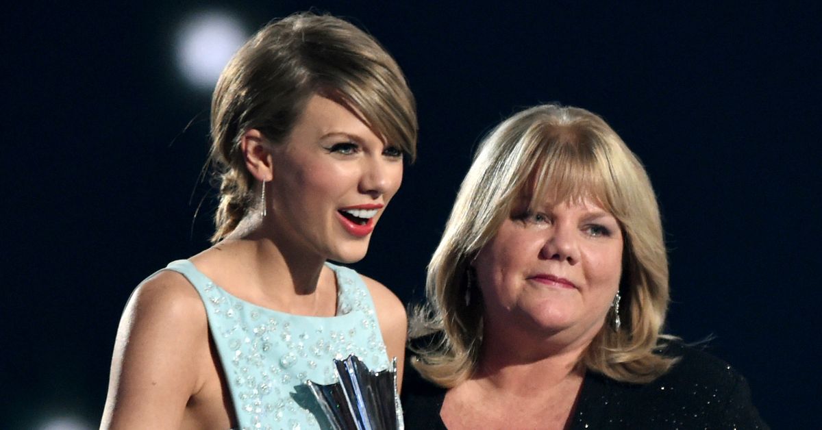 Taylor Swift's family explained: All about Scott, Andrea and Austin ...