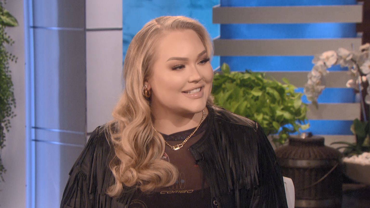 NikkieTutorials speaks to Ellen DeGeneres about coming out - nine.com.au