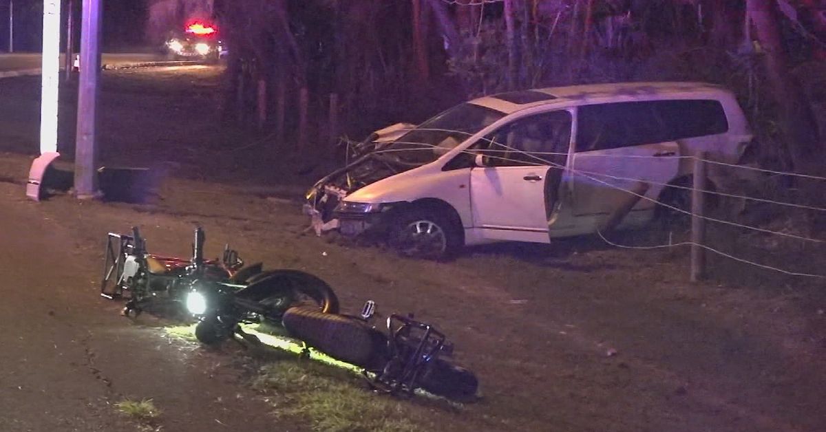 Robina e-bike crash: Boy dies, dad fighting for life after e-bike struck by car on Gold Coast