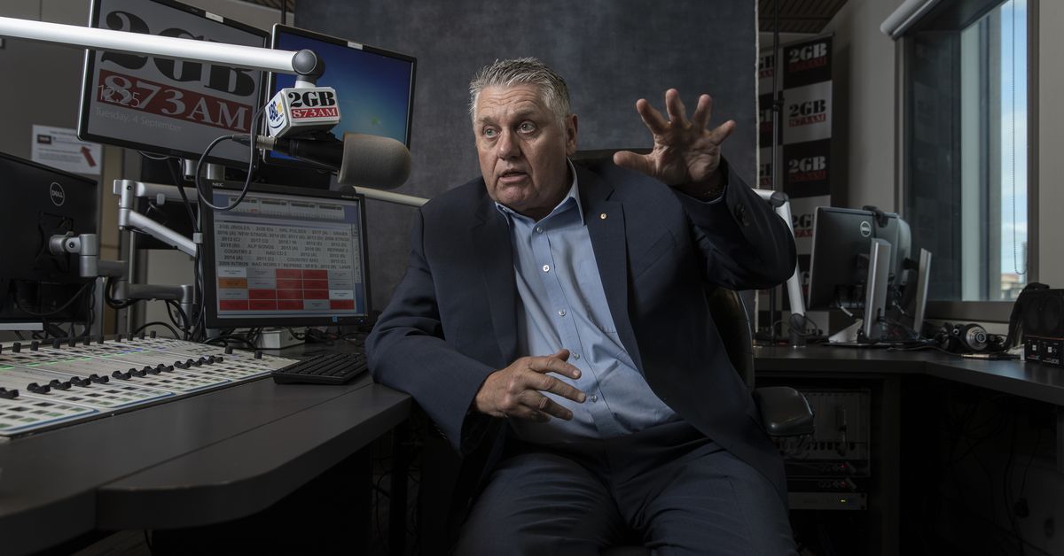 Ray Hadley announces his retirement from radio