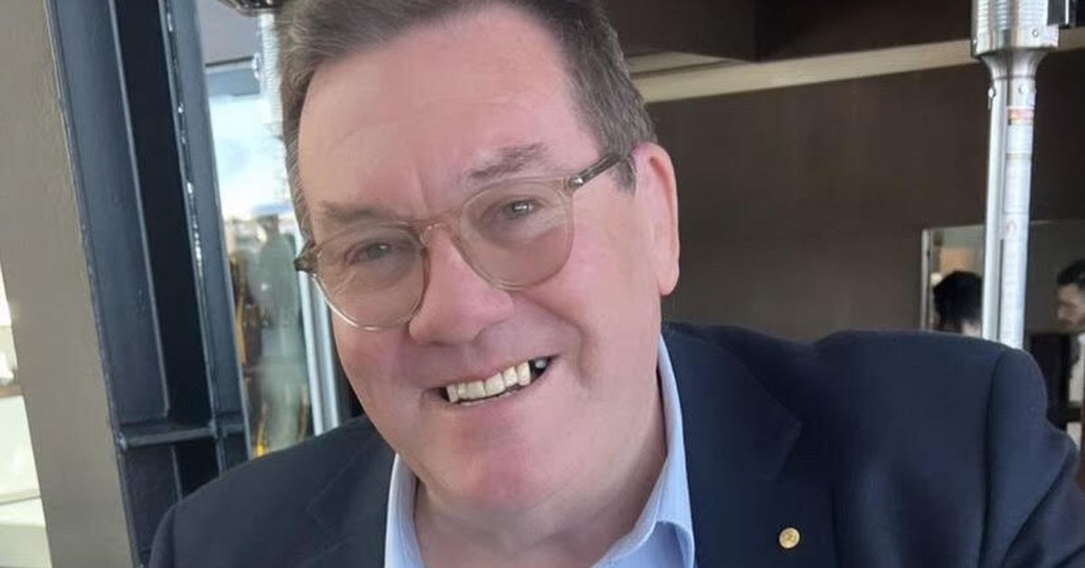 David Morrow: Broadcasting legend dies aged 71 after brain cancer fight