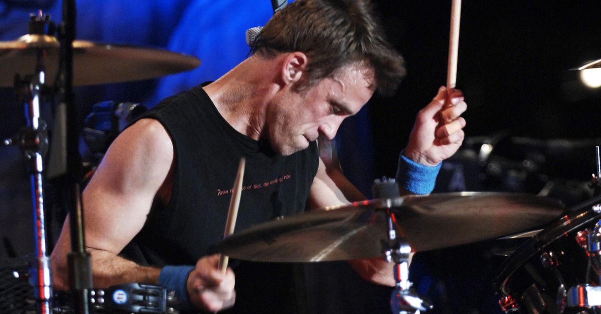 Pearl Jam drummer Matt Cameron announces he's leaving the band after 27 ...
