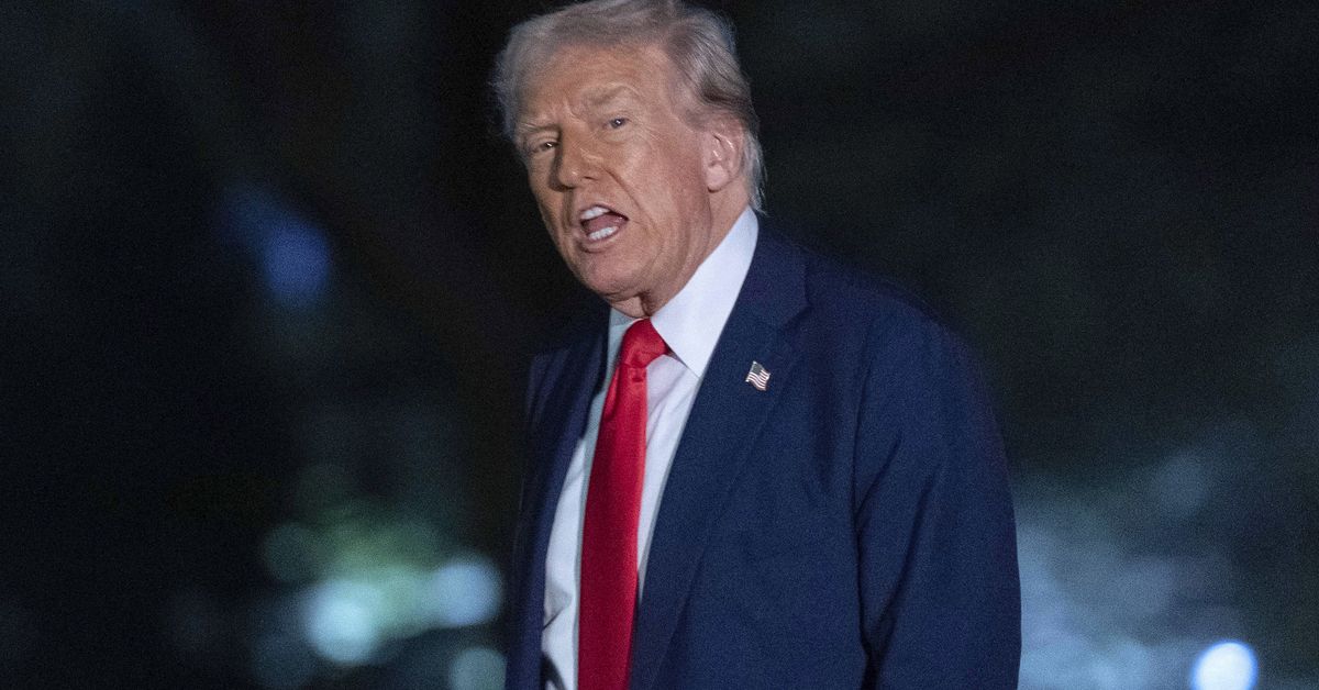 Stock markets around the world tumble as Trump's 'Liberation Day ...
