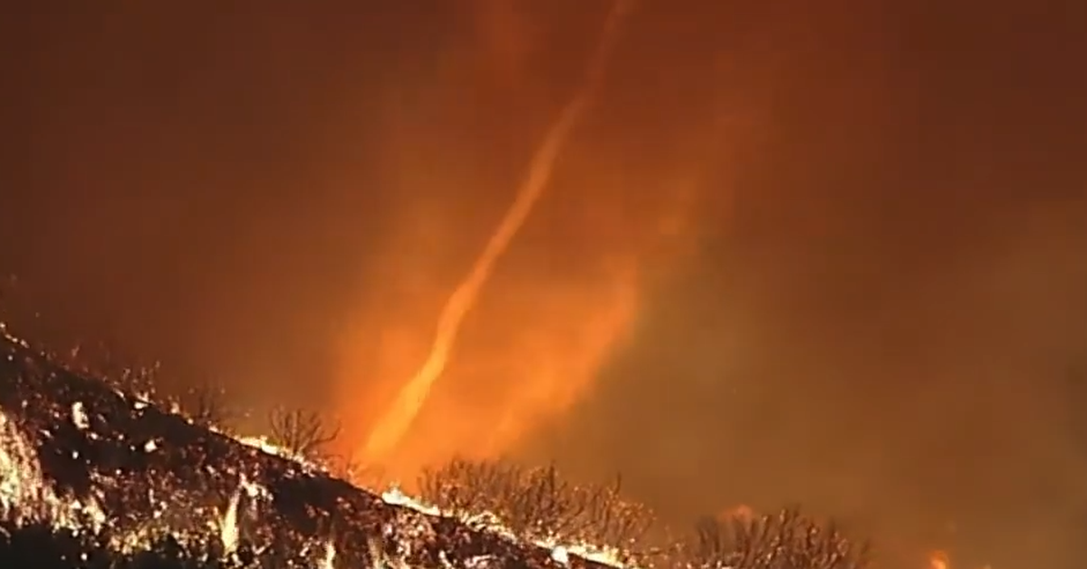 LA wildfires: Terrifying 'fire tornado' spotted in Los Angeles as ...