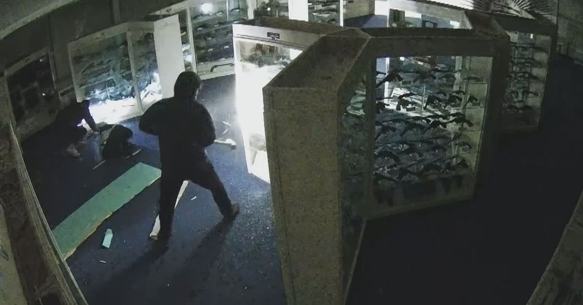 Lithgow Small Arms Factory Museum: NSW Police appeal to find guns ...