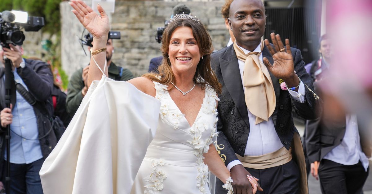 Princess Martha Louise and Shaman Durek Verrett wedding in pictures ...