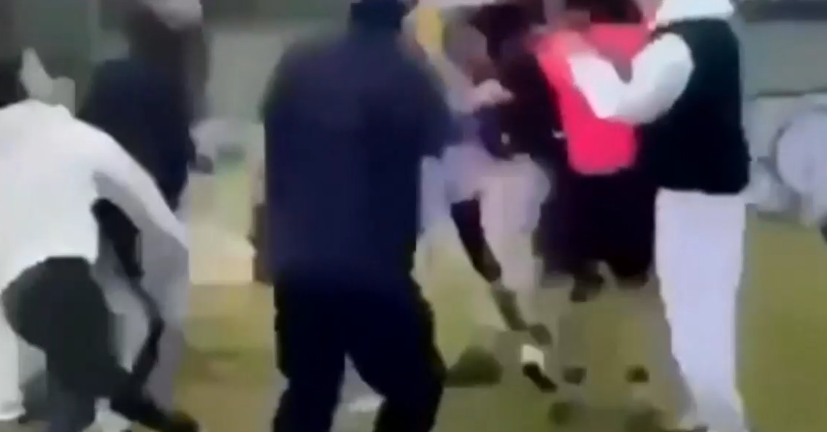 Melbourne: Police called after local under-18s football match descends ...