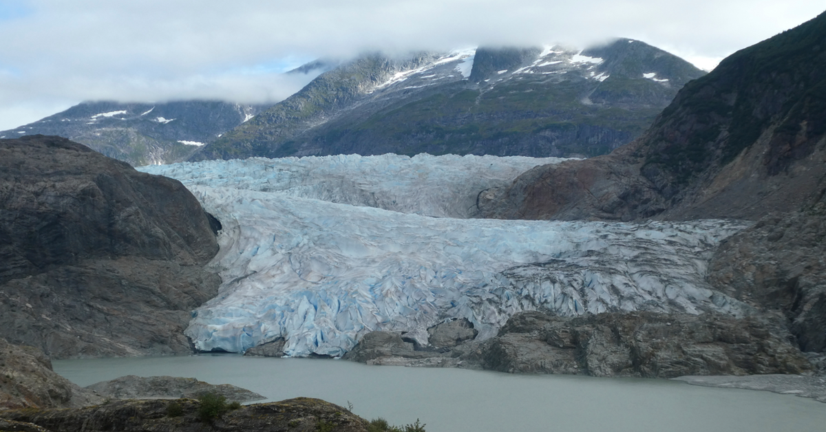 Scientist washed into ice shaft on Alaska glacier