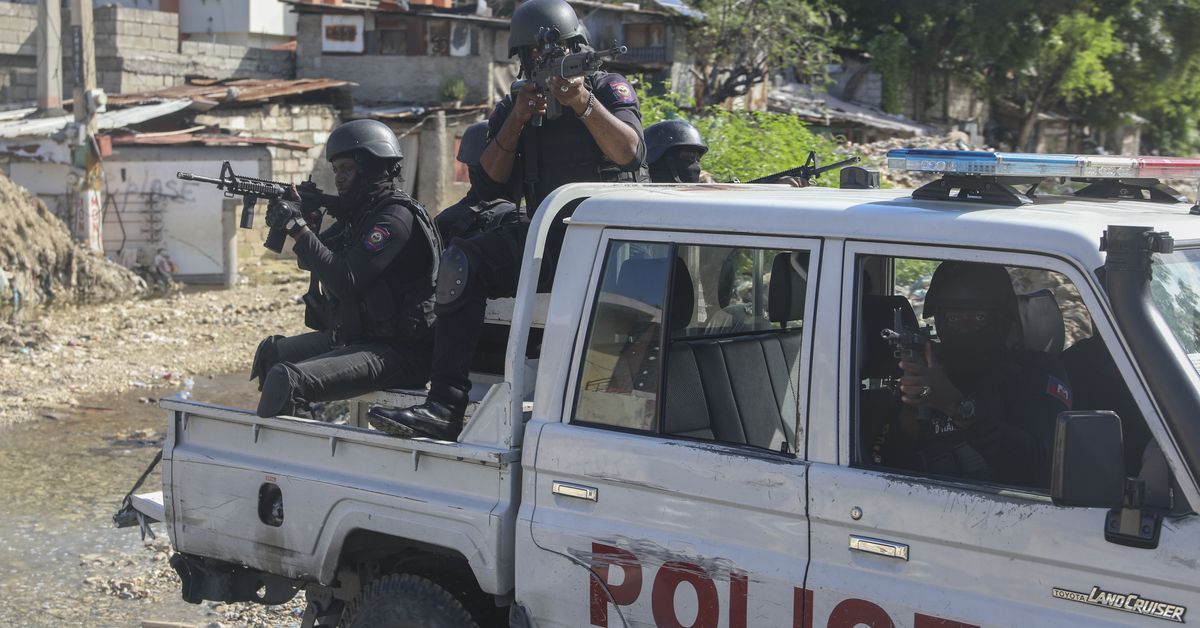 Two US airline jets hit with bullets over Haiti