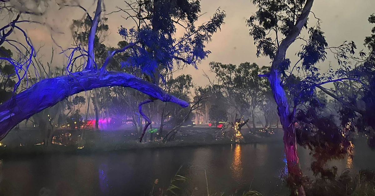 Victorian bushfire updates: Emergency warning issued for Grampians ...